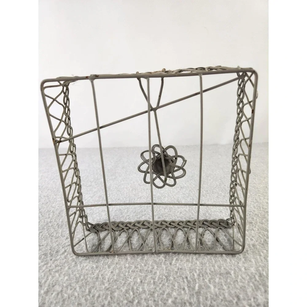 The Unbranded Brand | Dining | Vintage Weighted Arm Napkin Holder Metal ...
